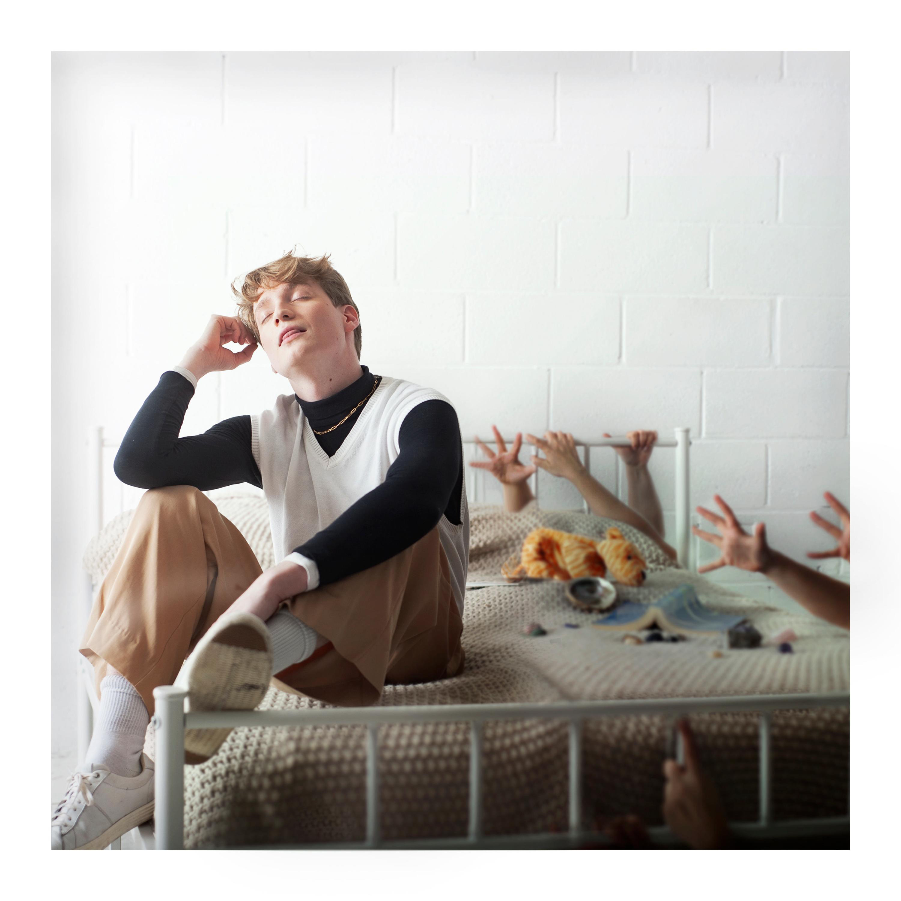 Kevin Atwater - retriever | Adoration - Sinusoidal Music