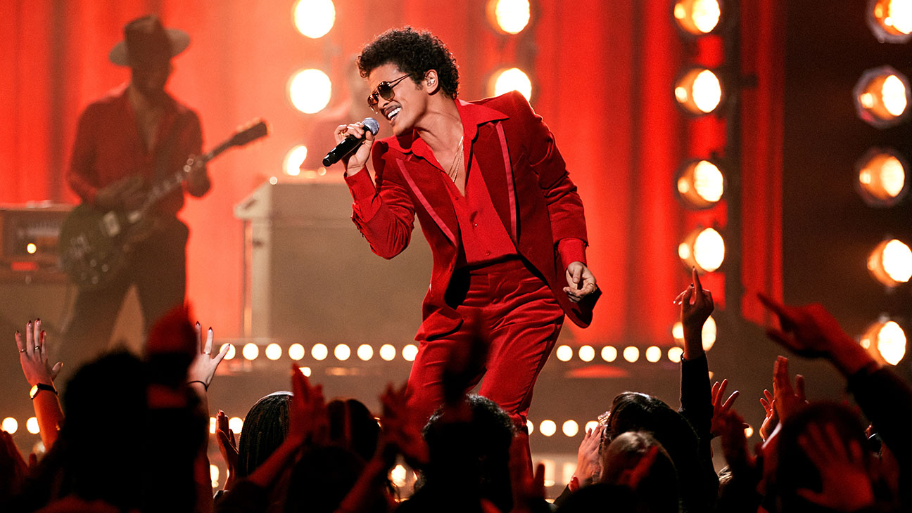 Bruno Mars Announces "The Romantic Tour" With Anderson .Paak, Victoria ...